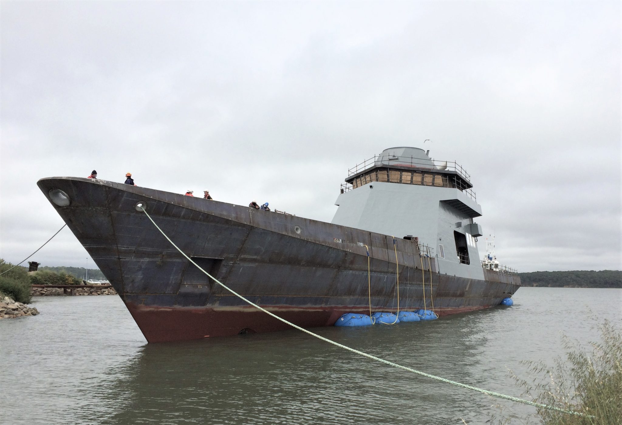 KERSHIP LORIENT effectue la mise à l’eau d’un OPV et confirme la vague ...